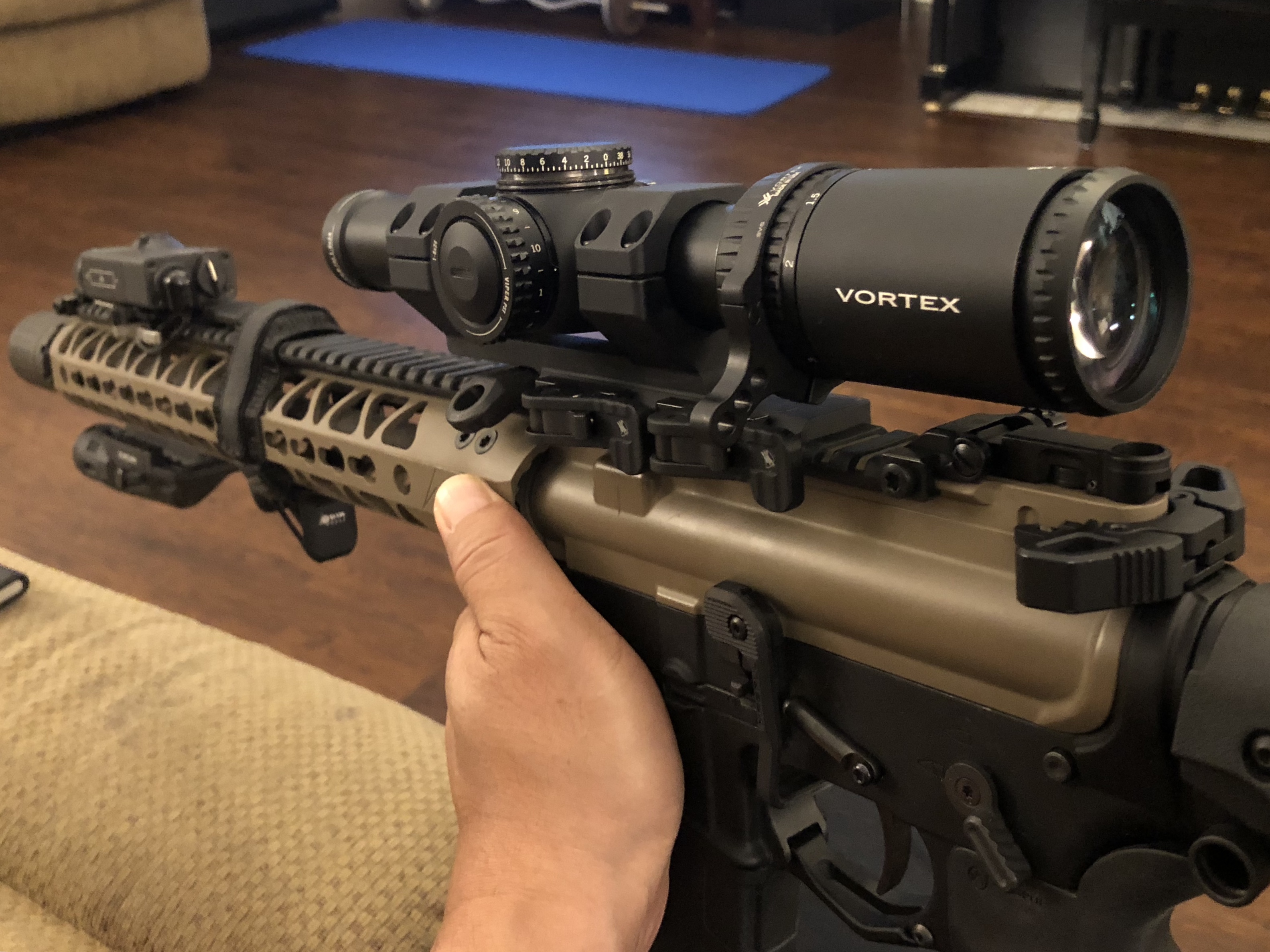 Can you tell me about the Vortex Razor 1X6 Gen II - E - Page 3